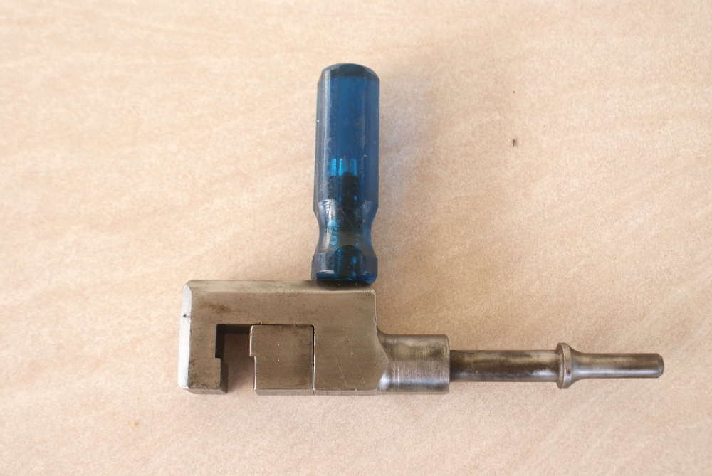 ITEM 5. PNEUMATIC PANEL CRIMPER TOOL AID - ONLINE TOOL SALE AUGUST 2024 ...