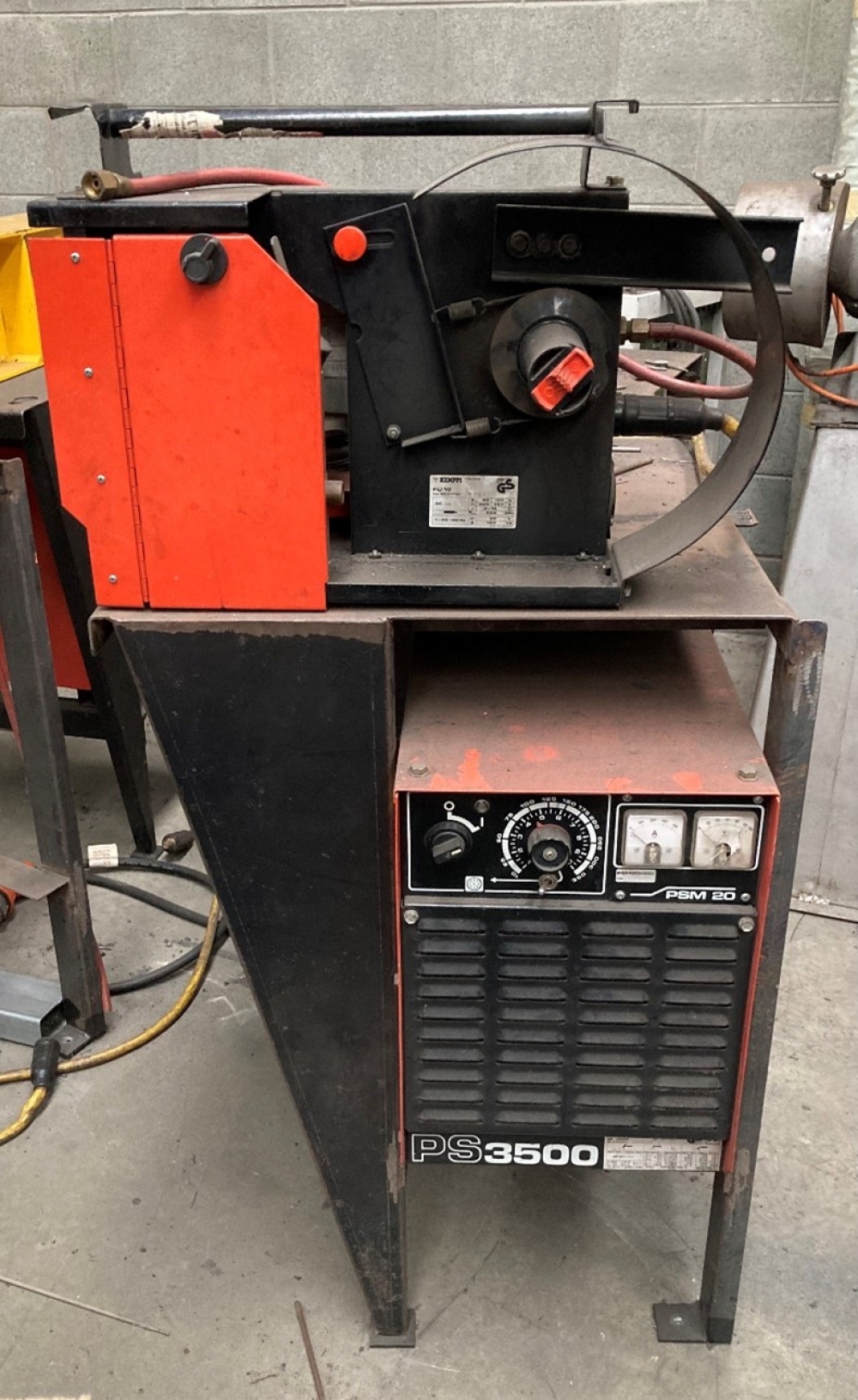 OPERATIONAL WELDERS ETC ON BEHALF OF TASTAFE ONLINE SALE - TVA